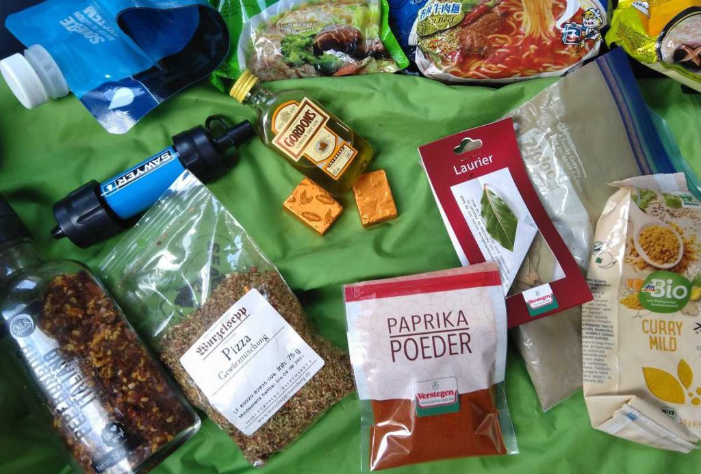 Backpacking oil and spice kit | Hike for Purpose