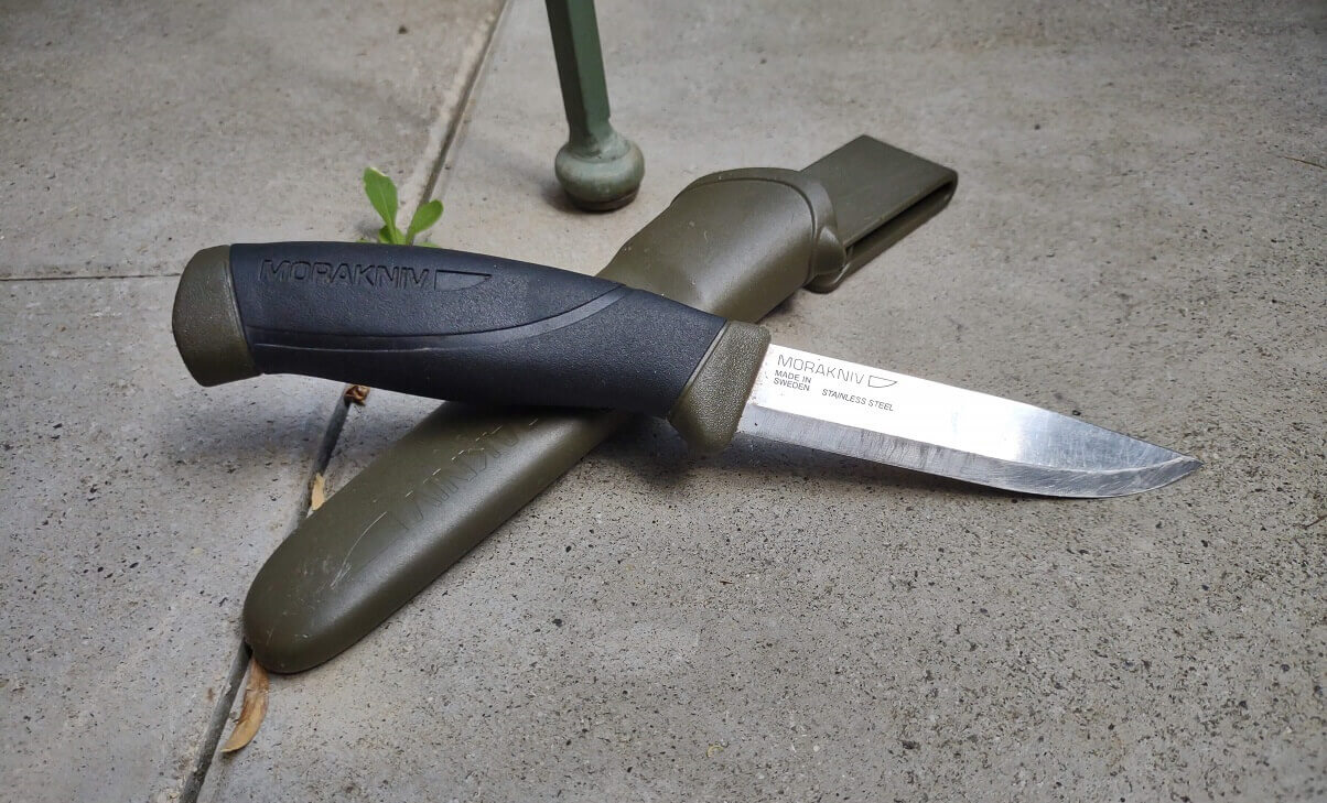 Mora Companion review | Hike for Purpose